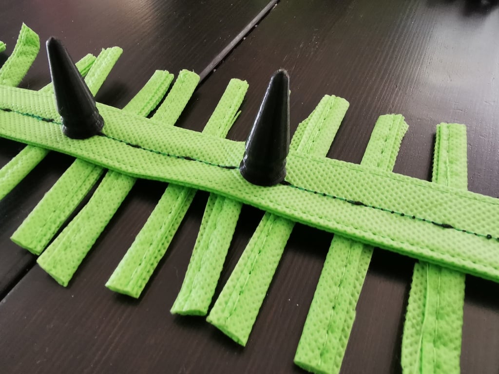 Spikes - four millimeter pop rivet attachment by Versio | Download free ...