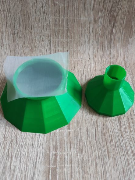 Funnel Filter for Resin v2 by MSergW | Download free STL model ...