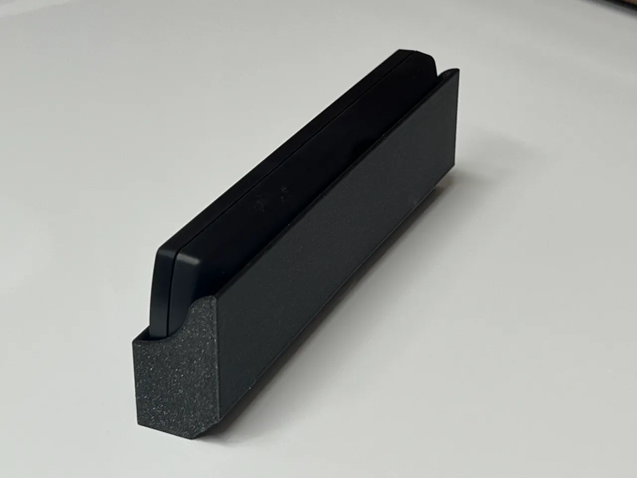 INSIGNIA Remote Holder by CeptoRider | Download free STL model ...