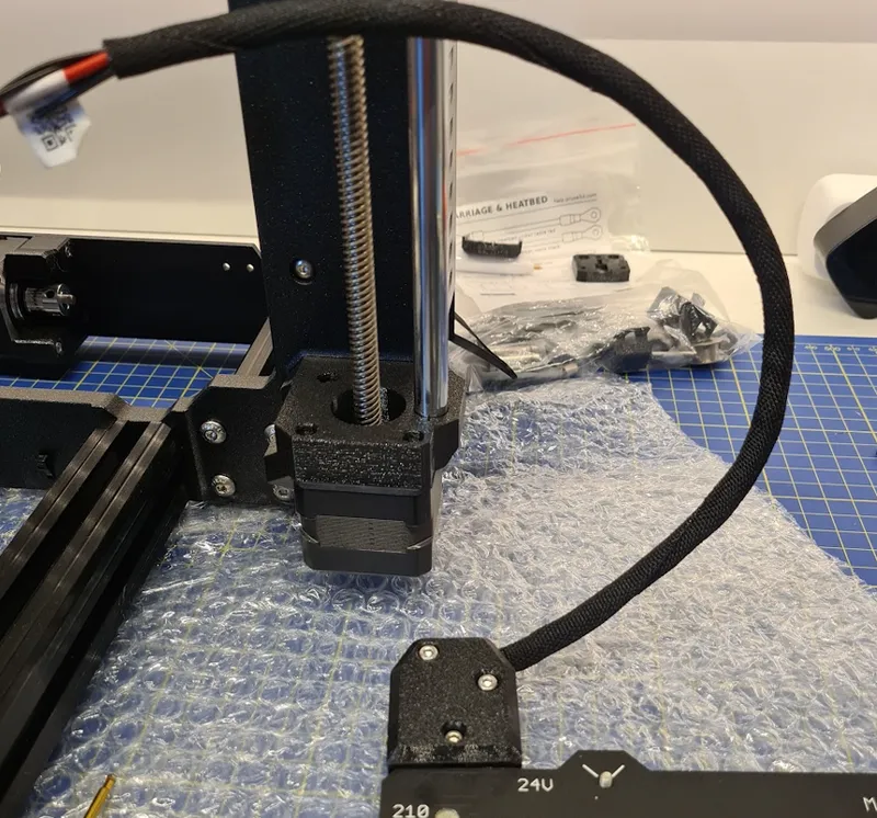 60° Heatbed Cable Cover for MK4 v2 od autora MrNeedlemouse | Stáhněte ...