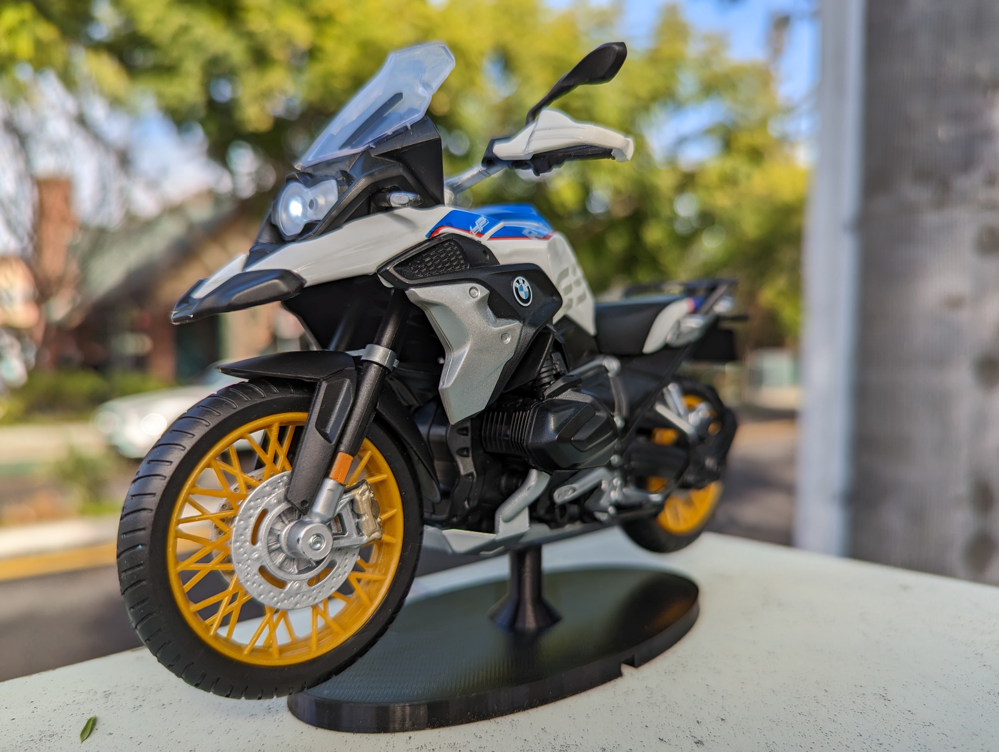 Maisto Model Motorcycle Stand (BMW R1250GS) by Brett Norman | Download ...