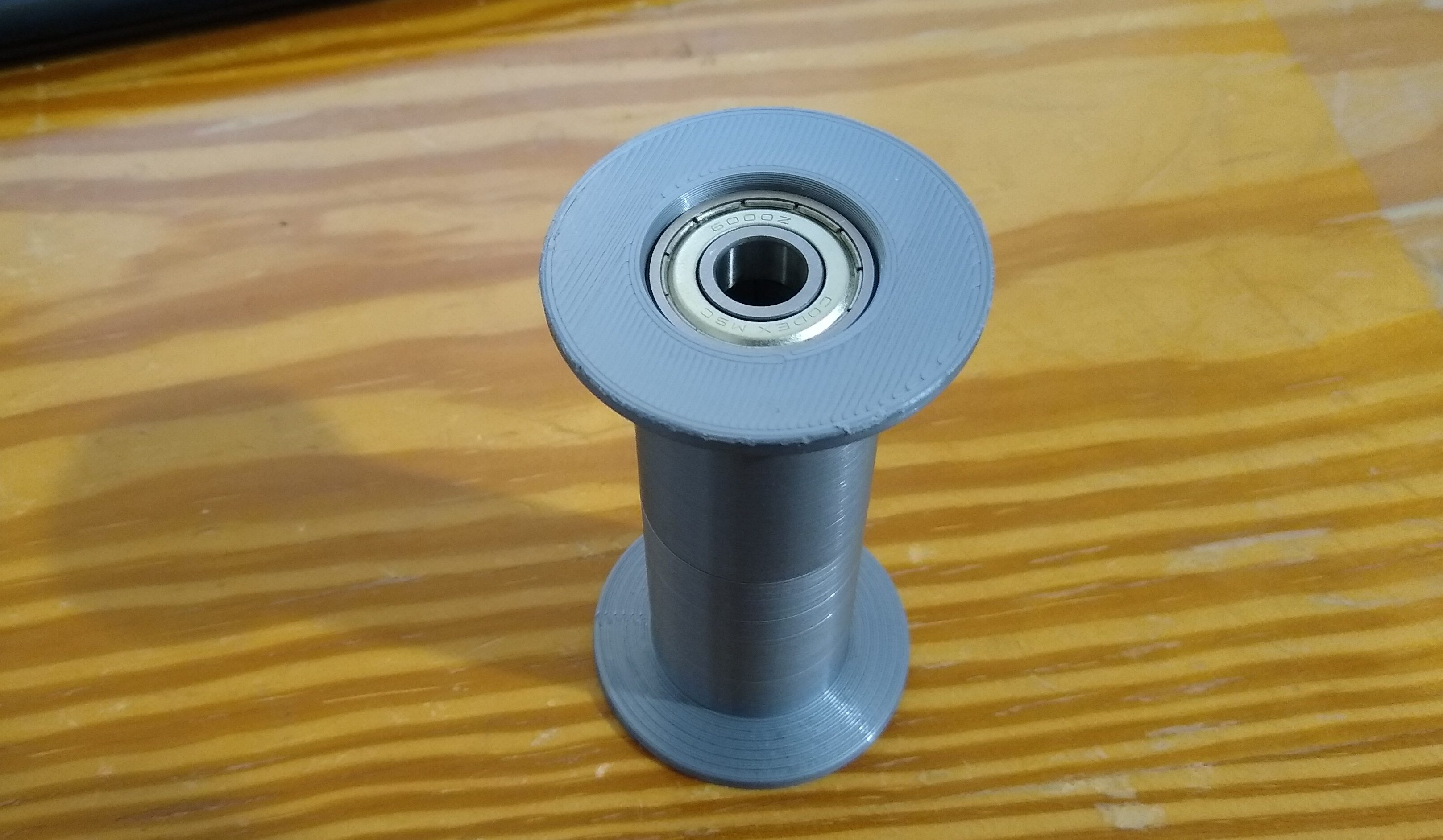 Improved filament roller + stand (FreeCAD) by NUeB | Download free STL ...