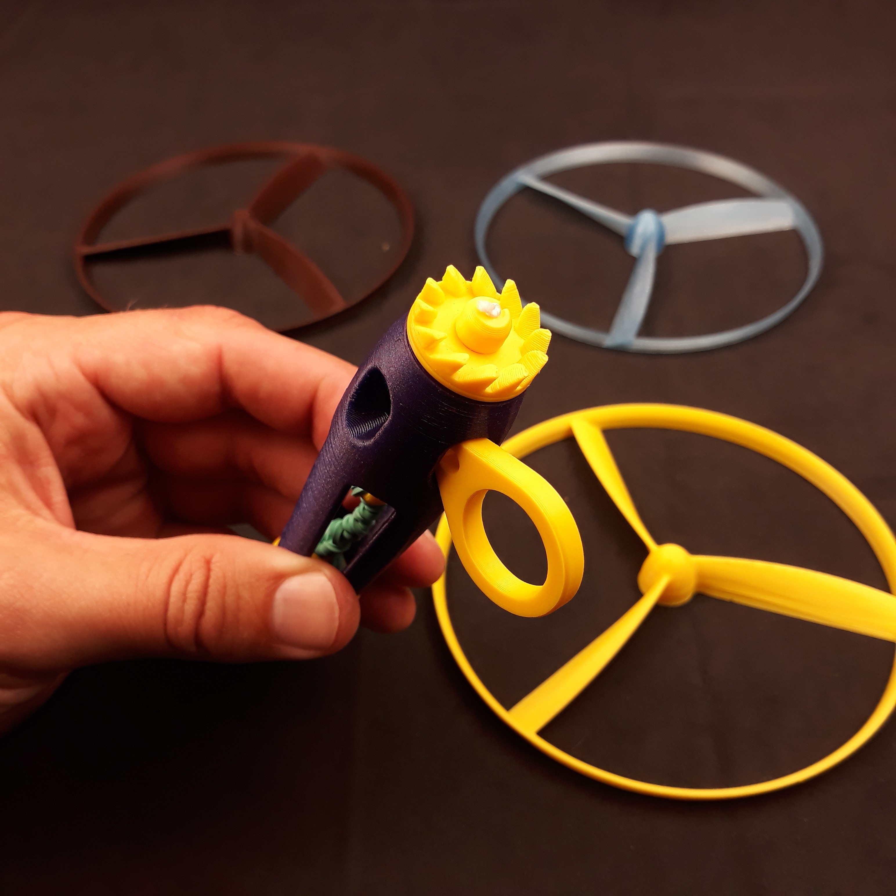 Flying propeller toy by rorys3D | Printables Store