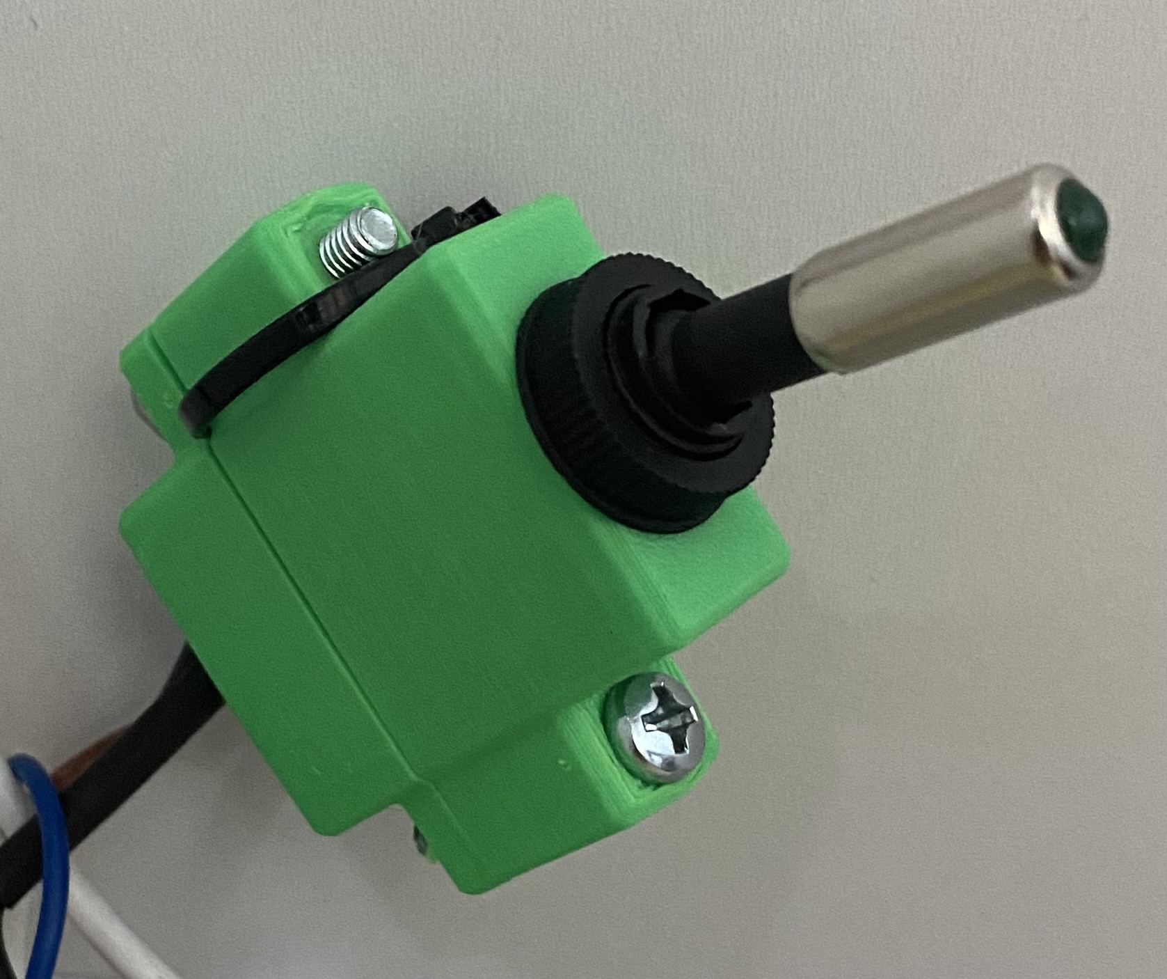 Toggle Switch--Case by Matěj Pyšno | Download free STL model ...