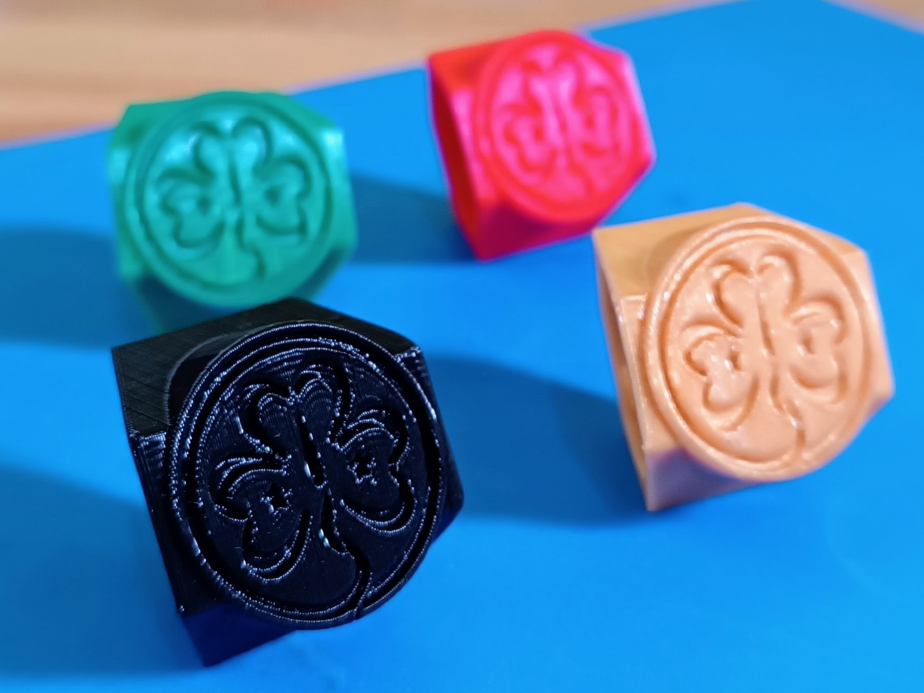Wagggs woggle Scarf Ring neckerchief - Pasapañuelos o canuto de Guias ...