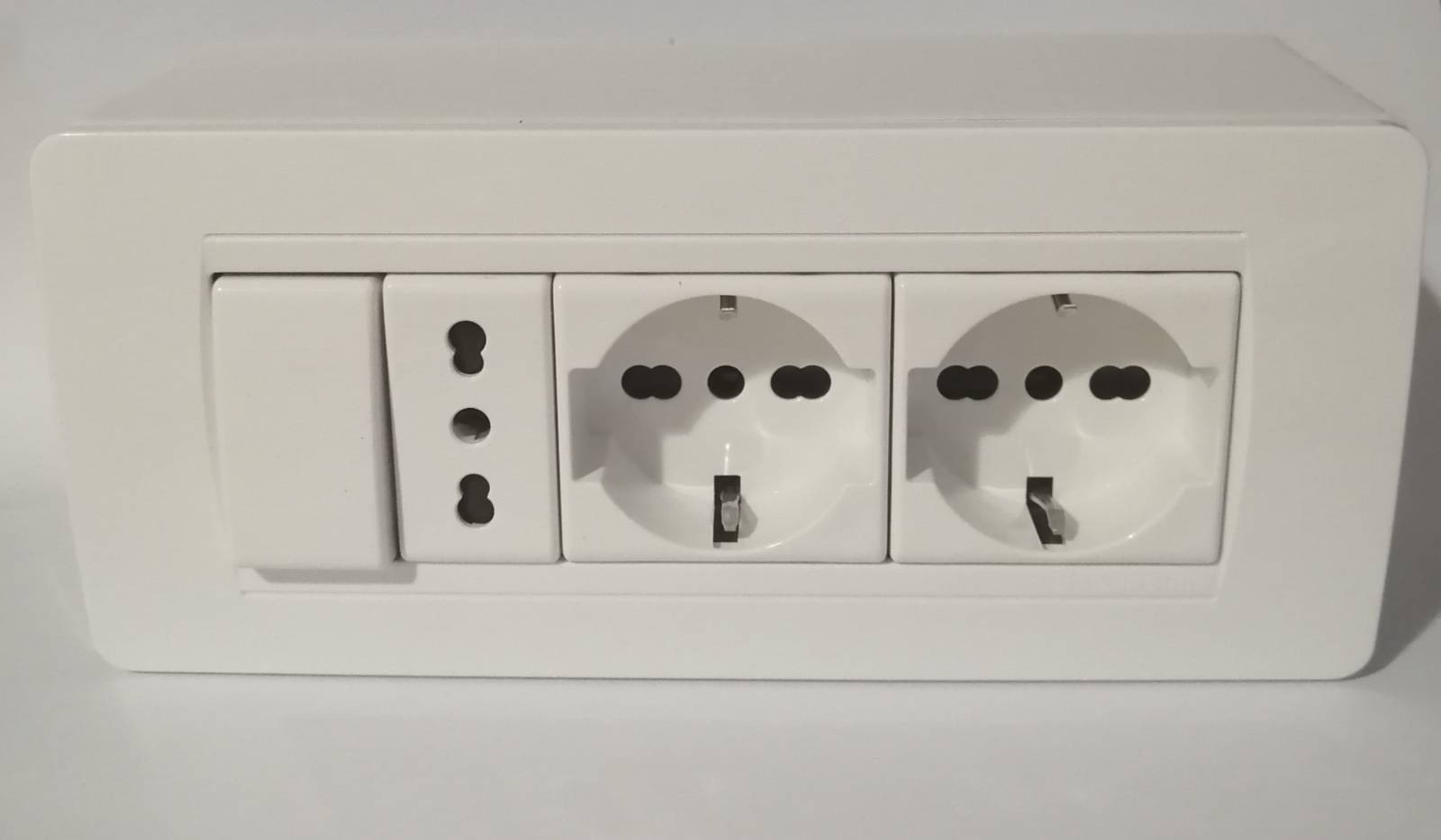 Electrical switch wall mount 7/6 switches by simone biuso | Download ...