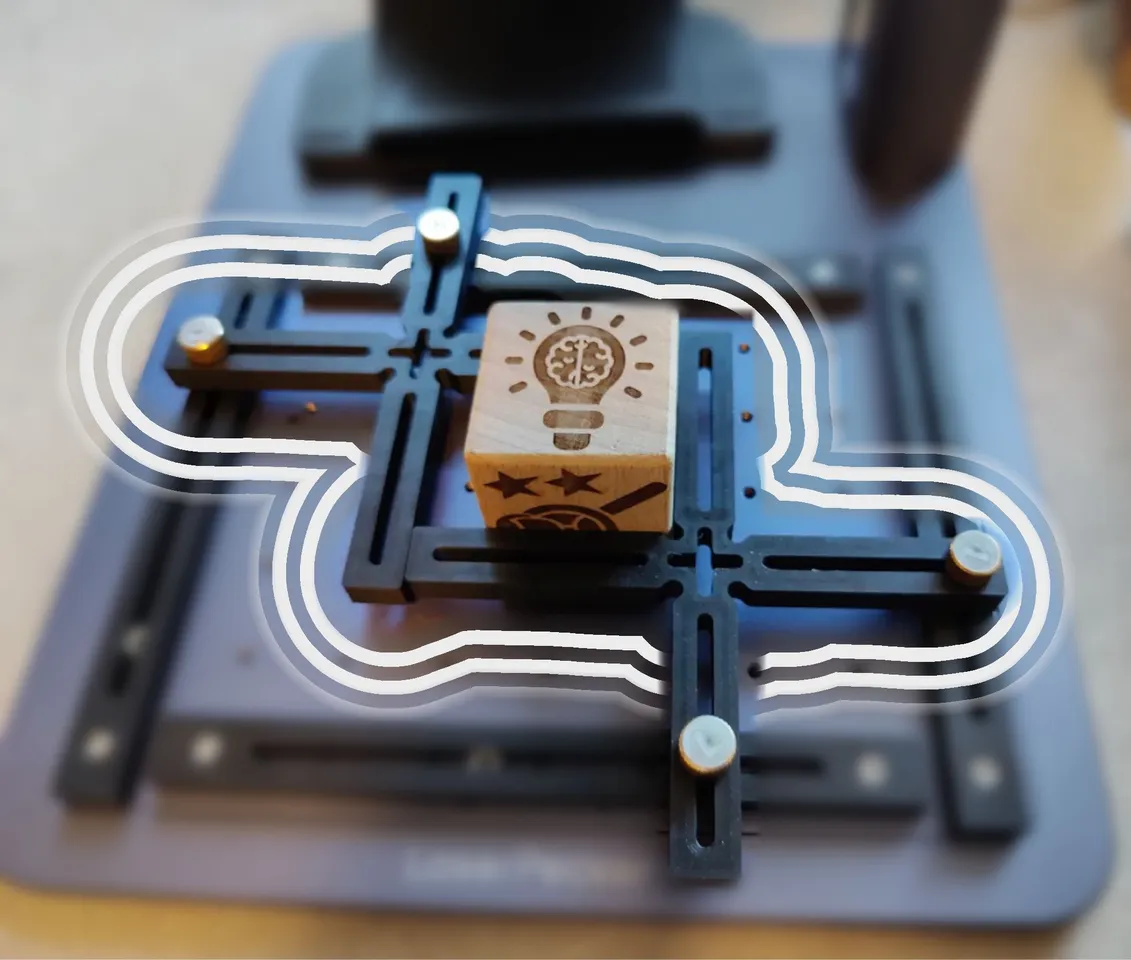 LaserPecker 4 positioning square by Robin | Download free STL model ...