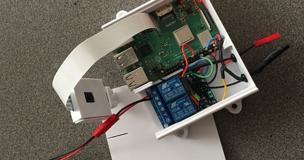 Raspberry Pi and 2-Ch Relay Case by SuperPilot | Download free STL ...