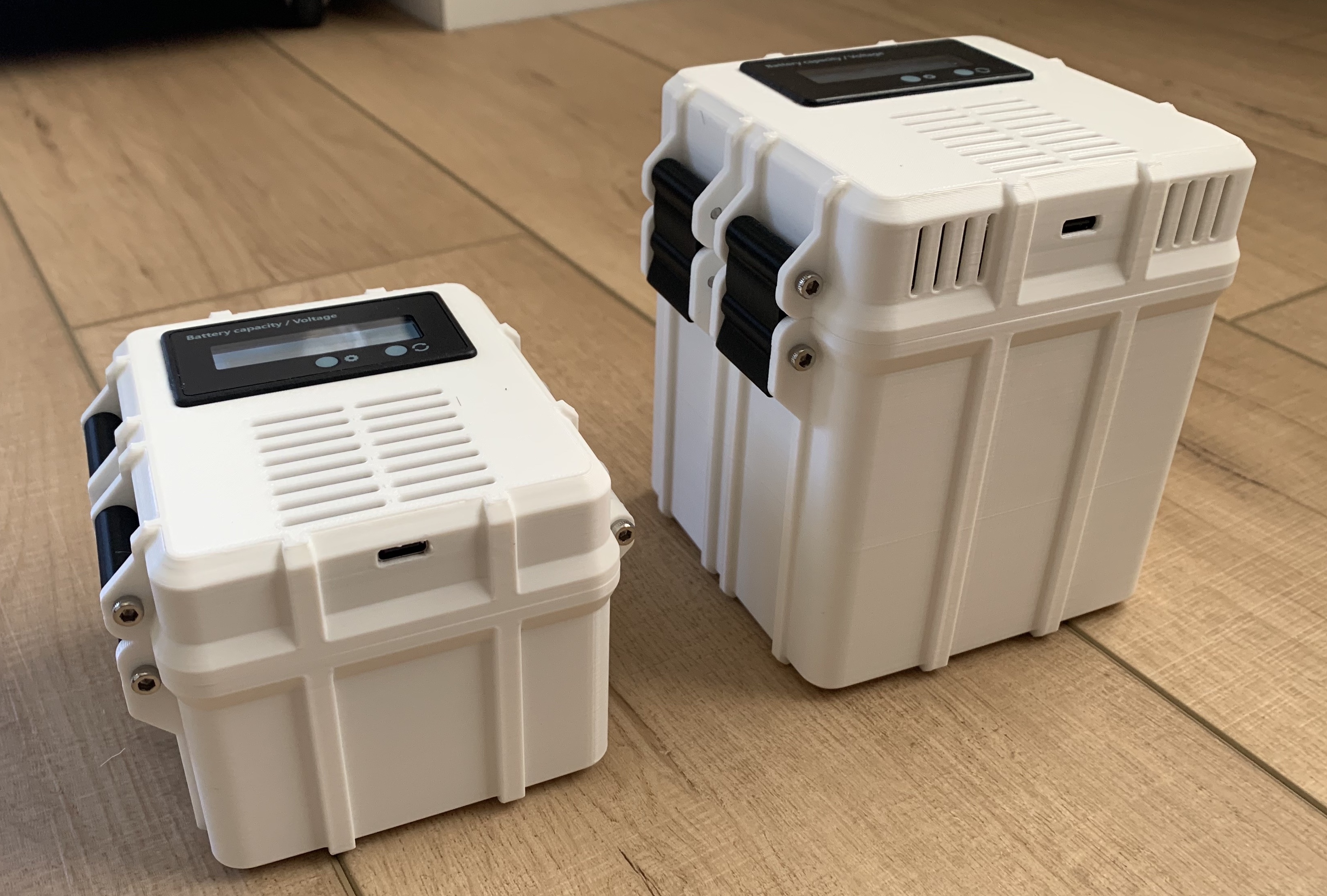 USBC-PD (Power Delivery) 100W Power Bank (Airline Safe) by jed ...