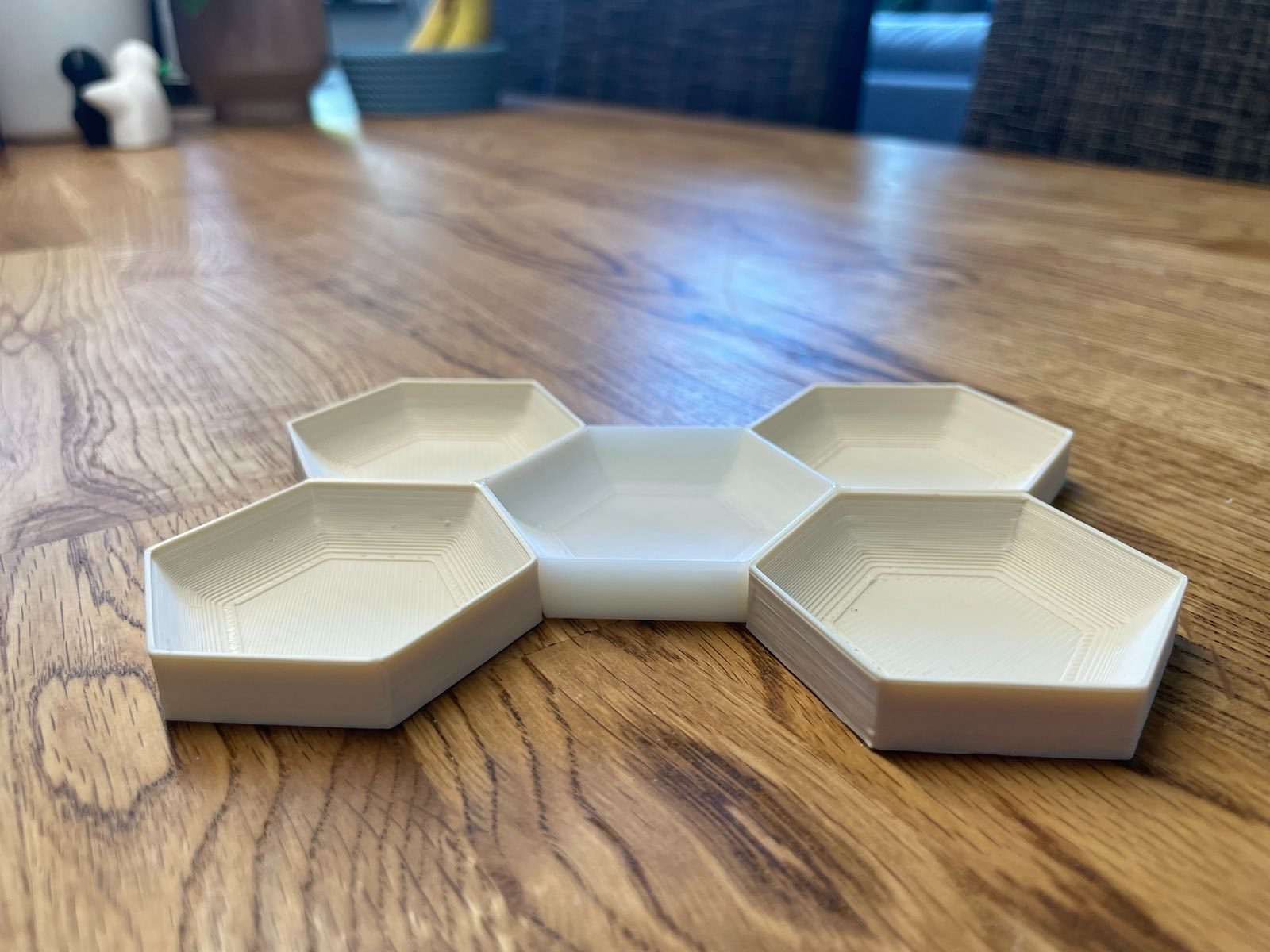 Sloped hexagon part tray by Tigger1972 | Download free STL model ...