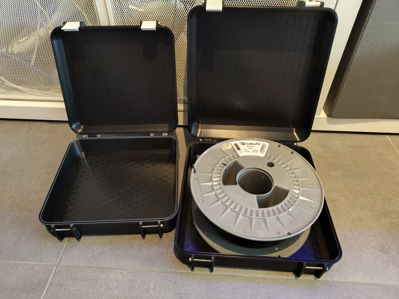 3D Druckerplausch Filament Box based on Tool Box by Jerome Grimminck ...