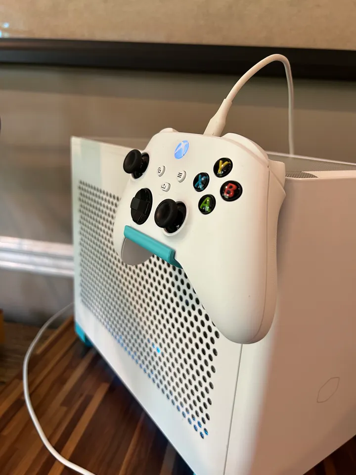 XBOX Controller Hanger for NR200 by chimy | Download free STL model ...