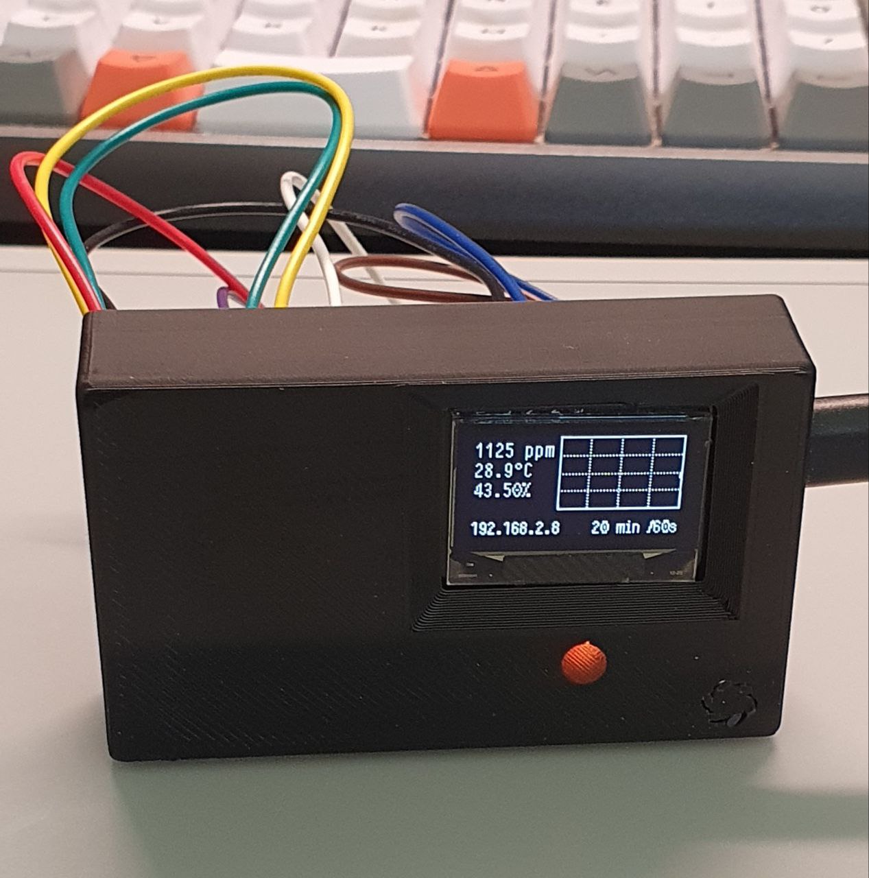 DIY CO2 sensor case by Romain Gehrig | Download free STL model ...