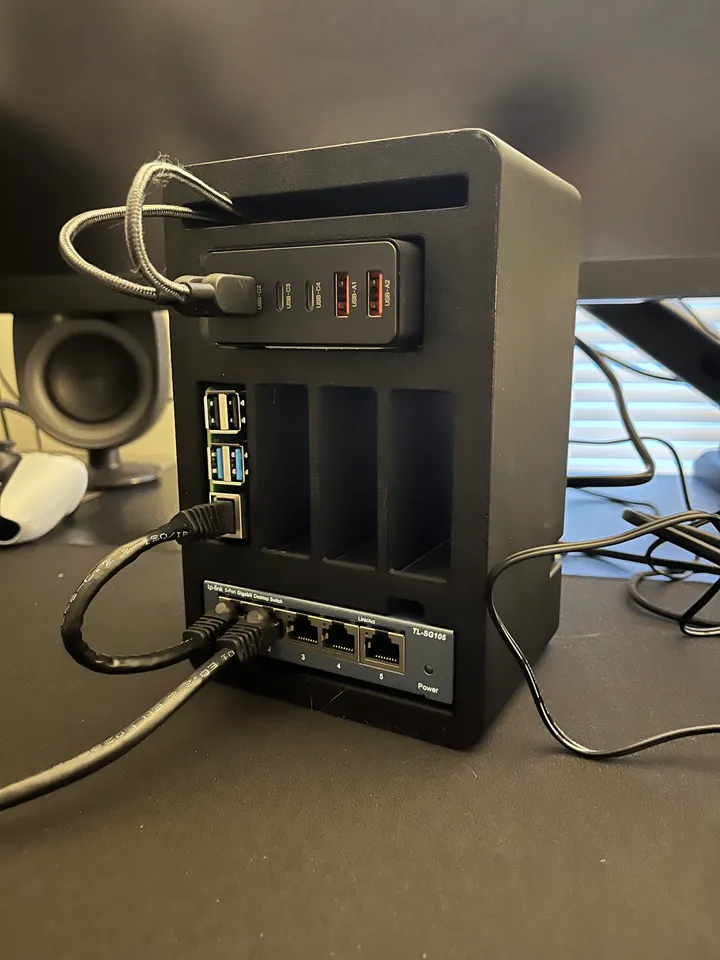 Raspberry Pi 4 Cluster Case by Justin | Download free STL model ...