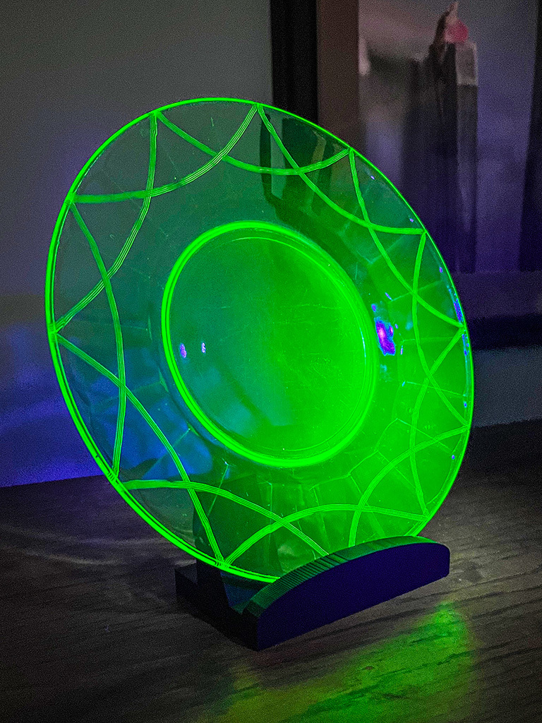 Short Plate Stand by LincolnRaspberry | Download free STL model ...