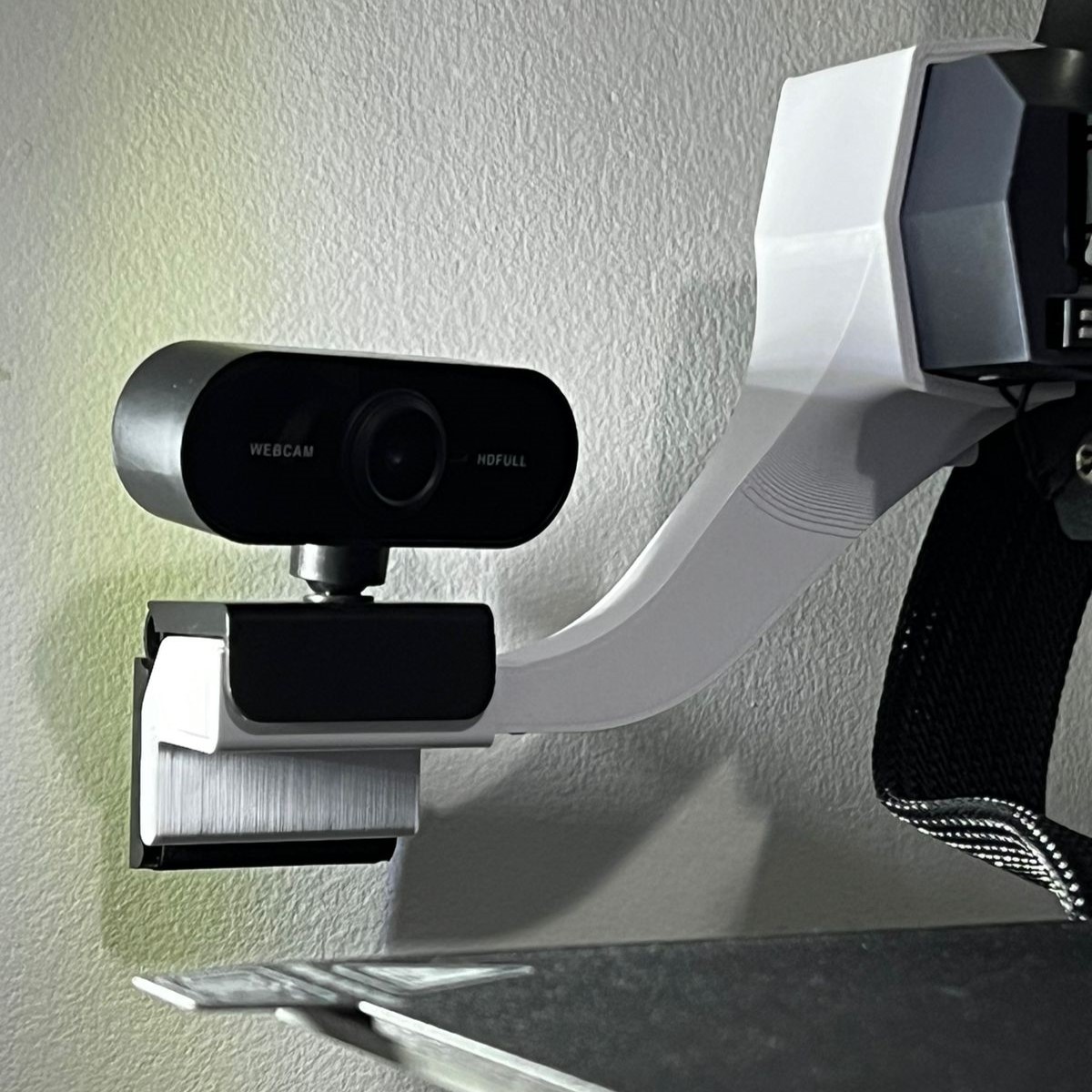 Ender 3 S1 Webcam Mount Generic by JON.JFL | Download free STL model ...