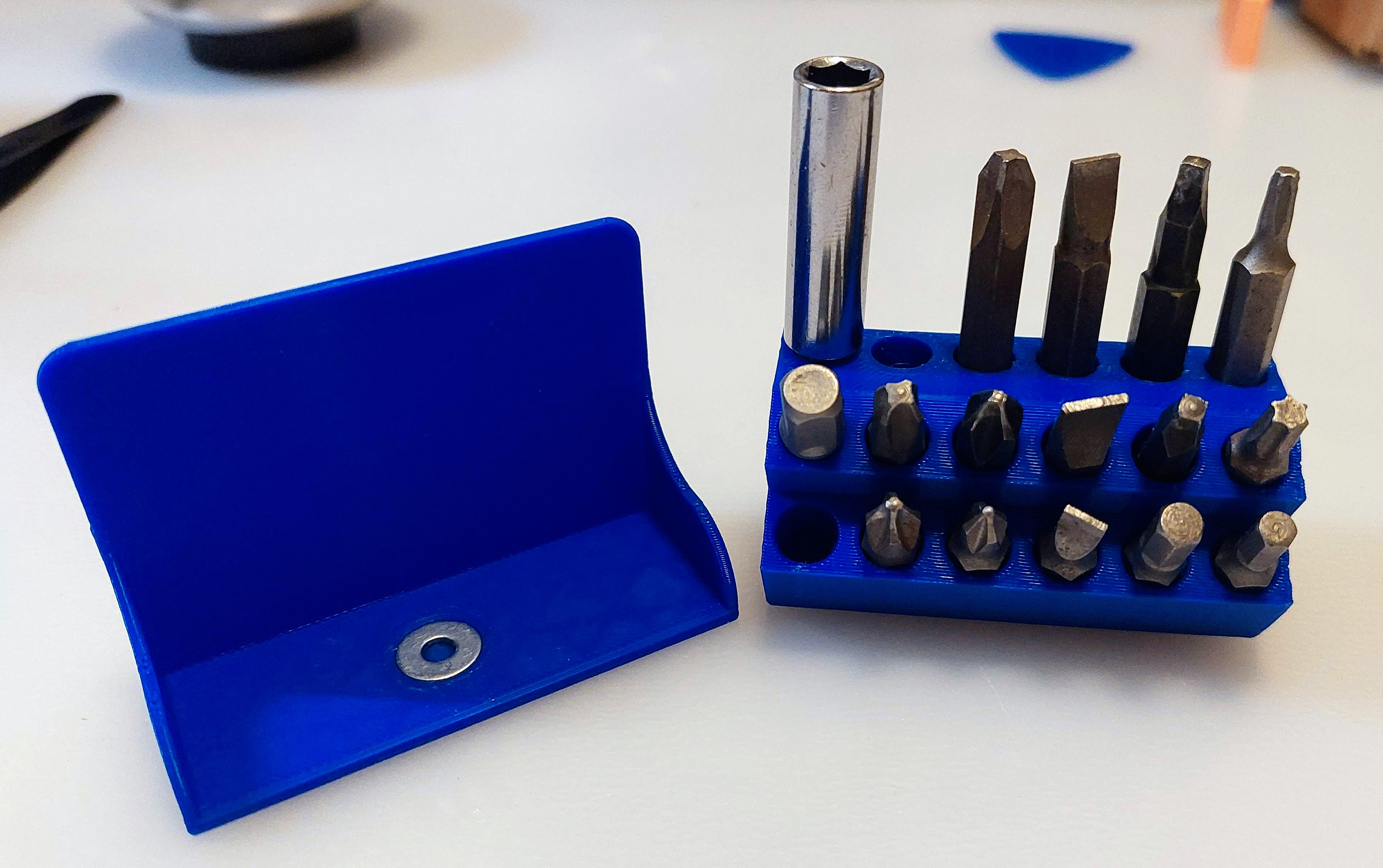 18 Hole Screwdriver Bit Holder by Blackcrow | Download free STL model ...