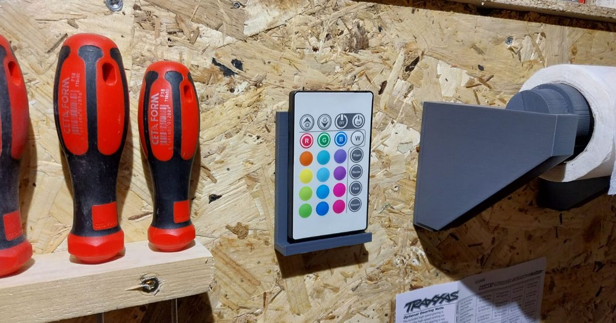 LED remote holder (with velcro or dual lock) by Ruben Hauwaerts ...