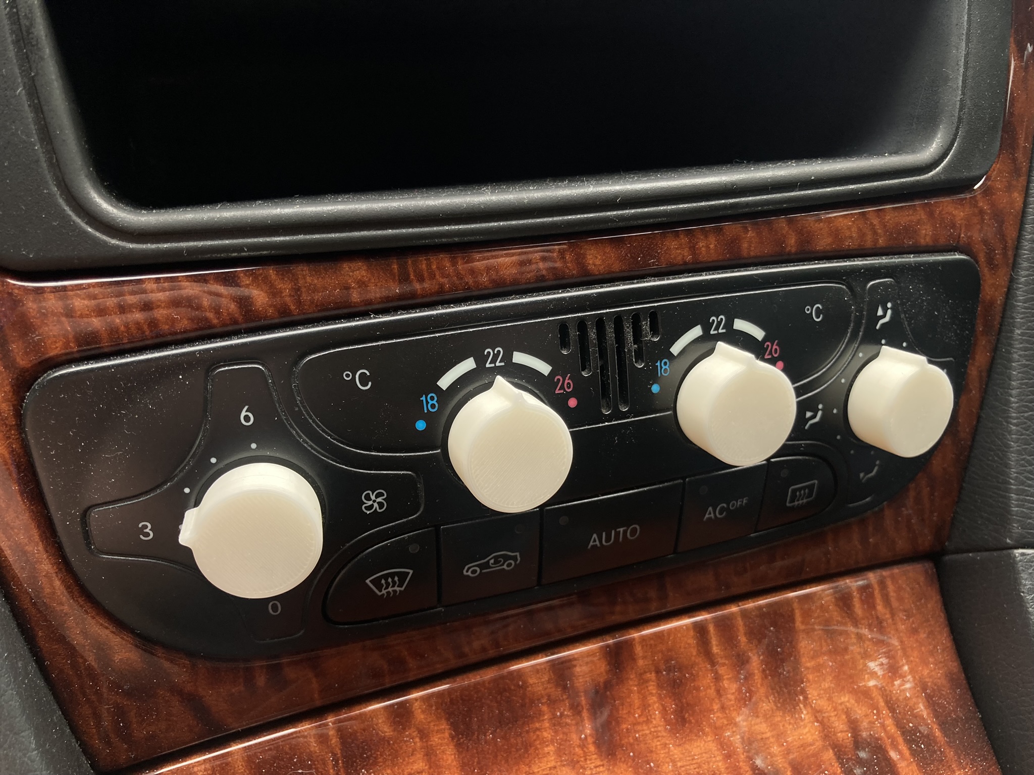 Mercedes W203 climate control knob by Asaig | Download free STL model ...