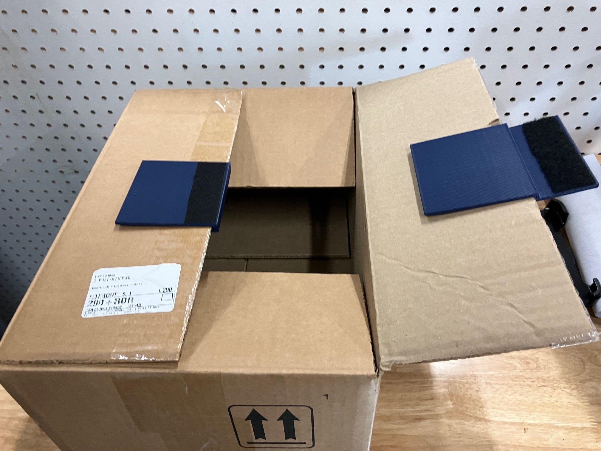 velcro closure tabs for cardboard boxes by hobbyguyme | Download free ...