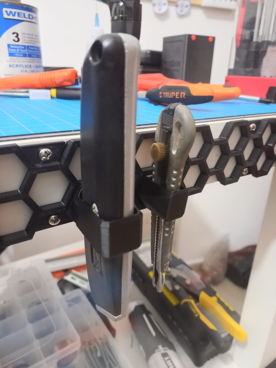 HSW Utility Knife Cutter Holder by Horacio | Download free STL model | Printables.com