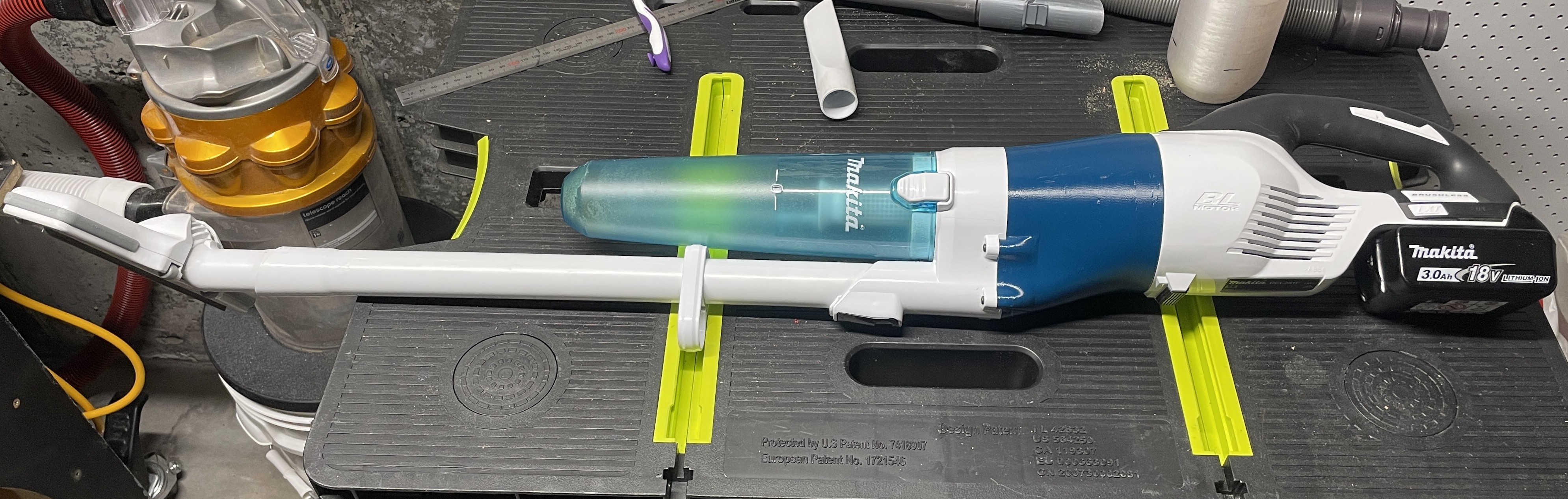 Makita 18V vacuum with integrated cyclone by Martin_au | Download free ...