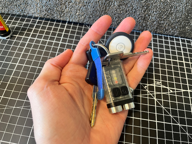 Key-holder hook and loop system by Michel Bauer | Download free STL ...