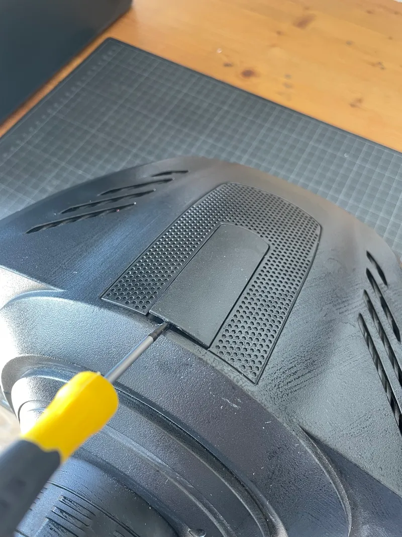 Thrustmaster T300 (RS) Phone Holder Mount by reddalk | Download free ...
