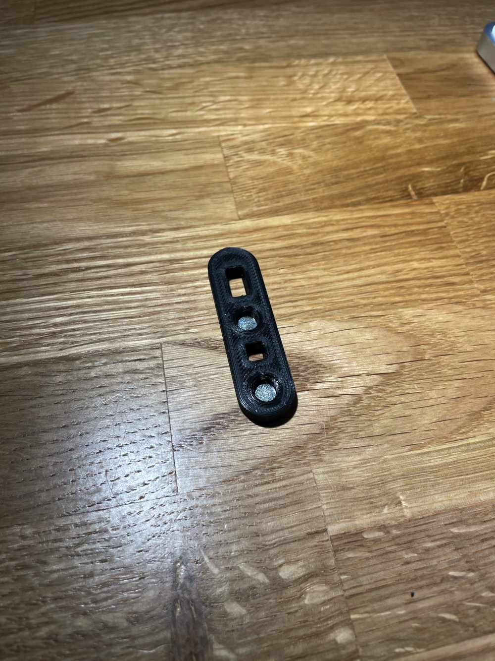 Magnetic ruler holder for Skadis by bgnfu7re | Download free STL model ...