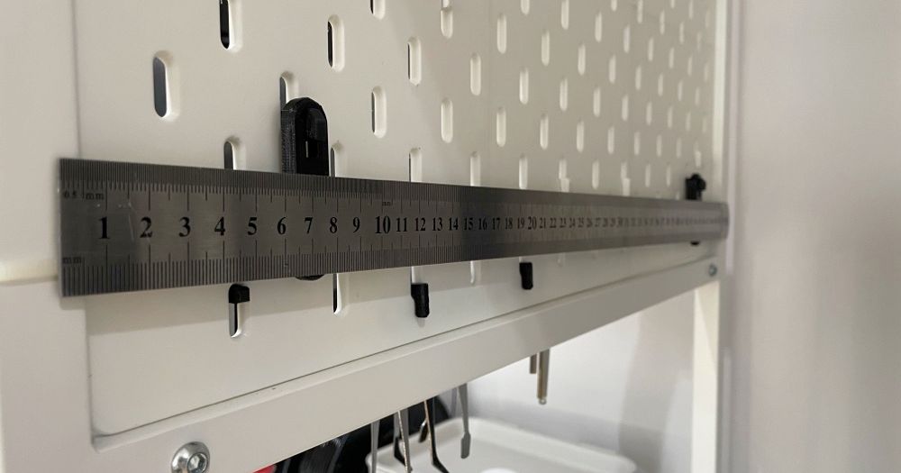 Magnetic ruler holder for Skadis by bgnfu7re | Download free STL model ...