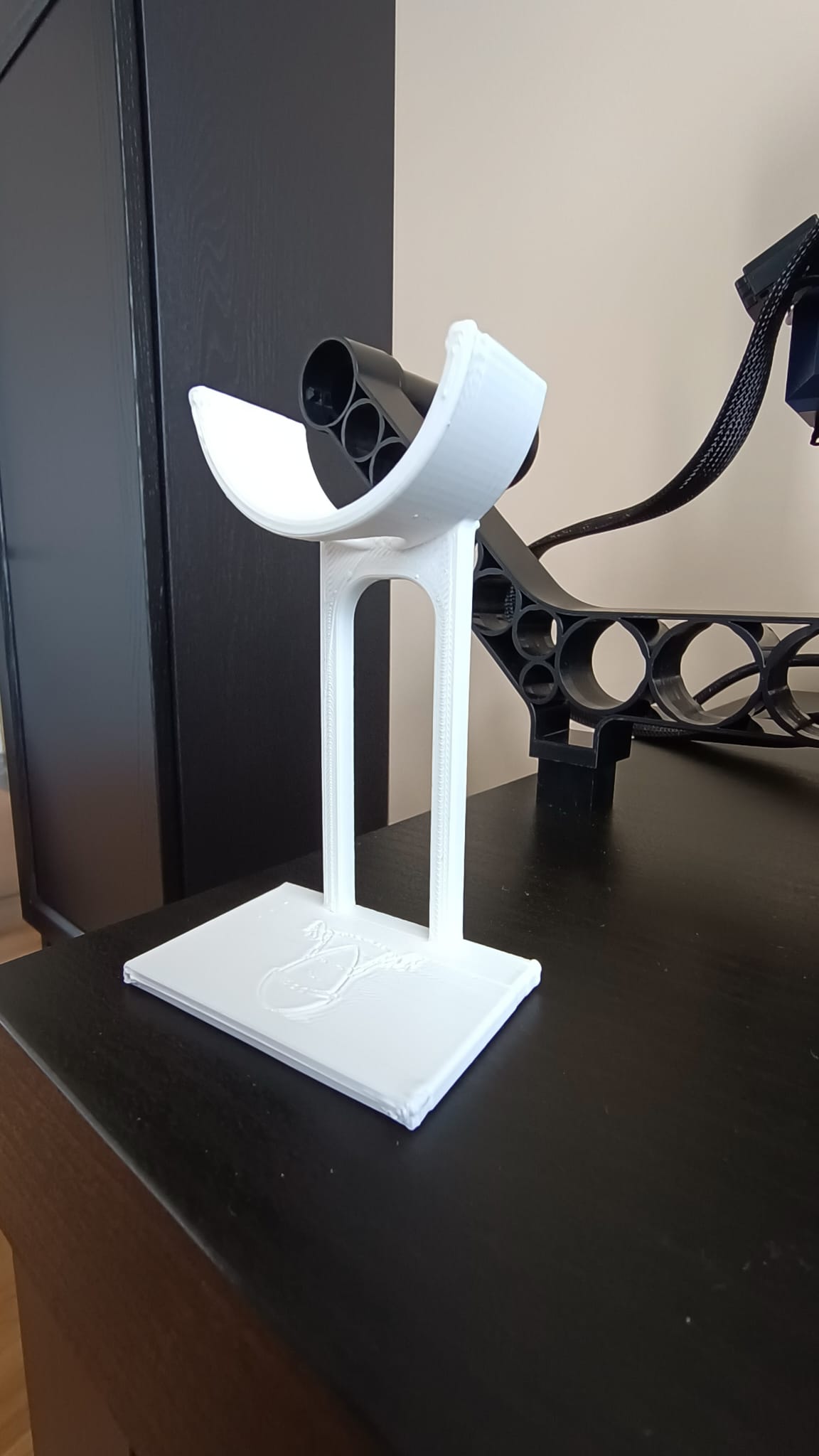 Round Camera Stand by Gym Nut Design | Download free STL model ...