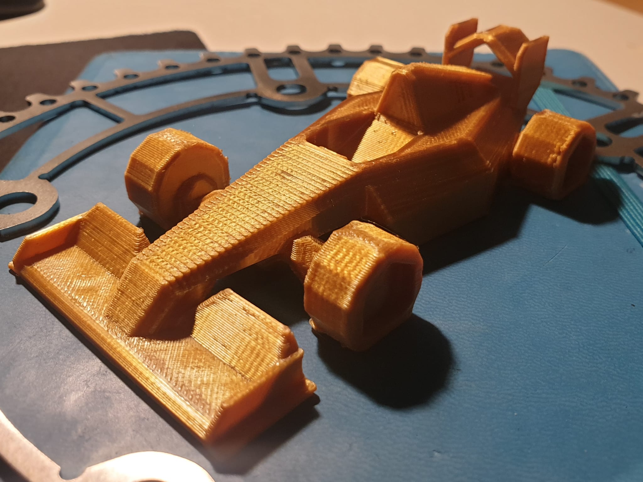 Low Poly Formula One style racecar, no supports needed by Oeliku ...