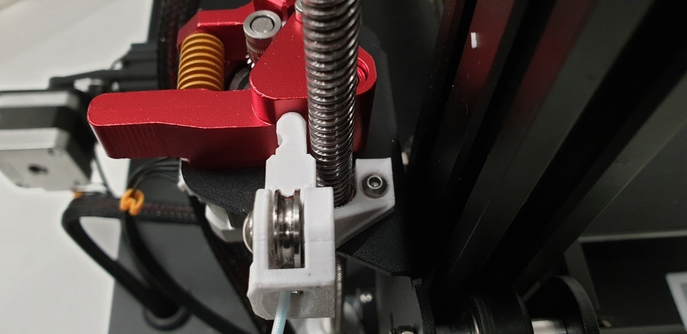 Filament Guide : Twin-Pulley for Creality + Gear Extruder by Designed ...