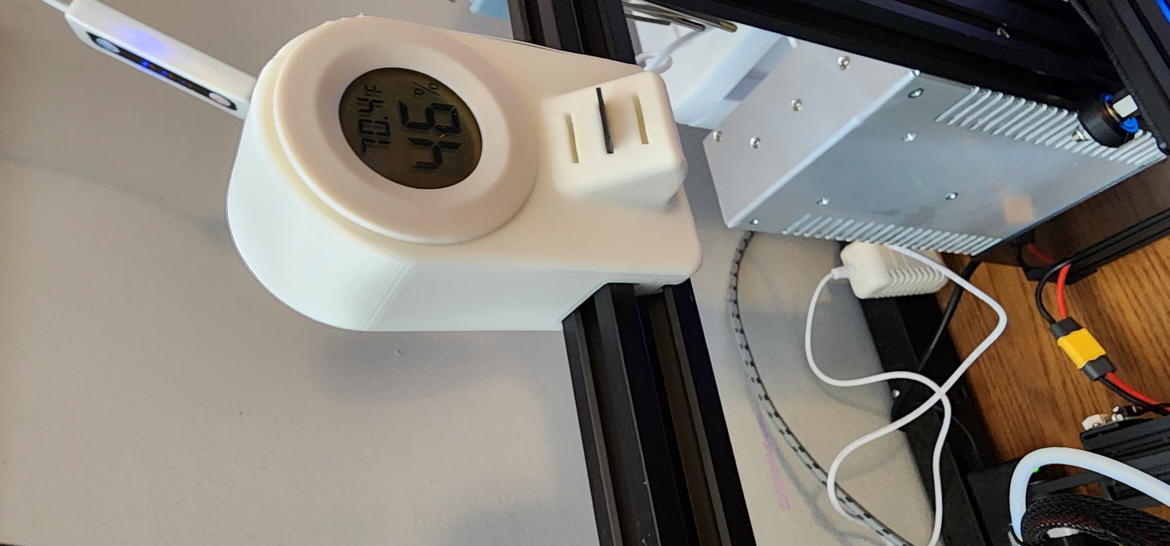 HYGROMETER & SD HOLDER by wmblackknight | Download free STL model ...