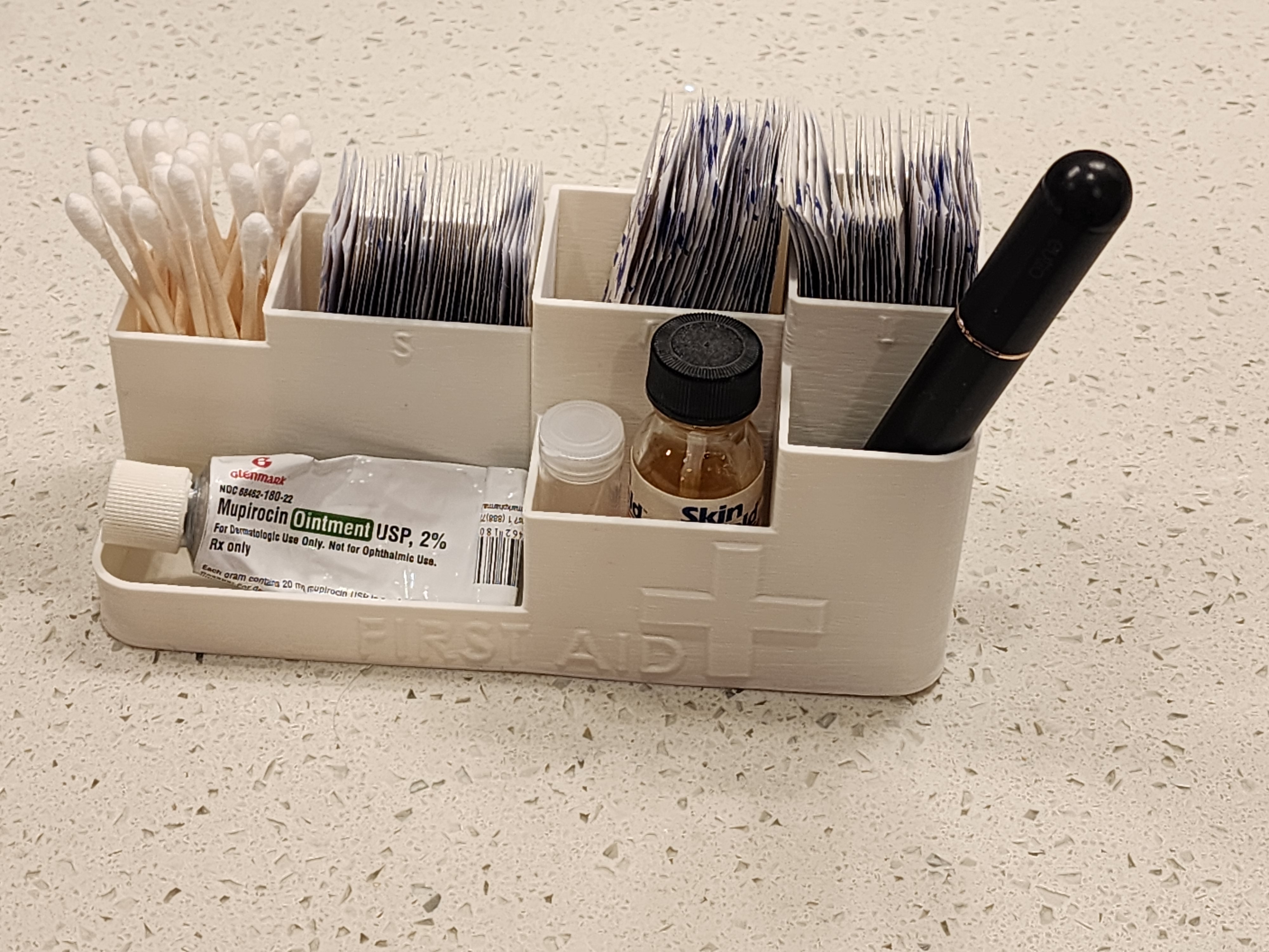 #0094 First Aid Caddy by BuildX | Download free STL model | Printables.com