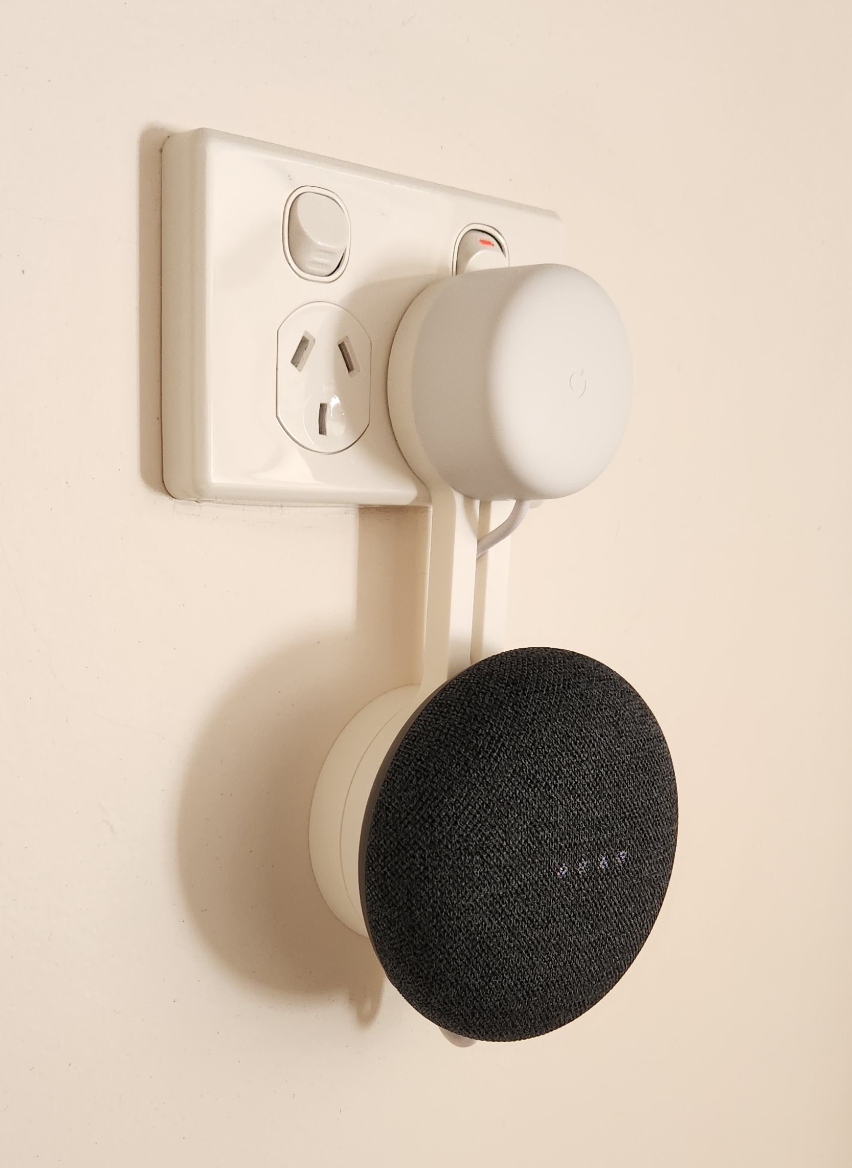 Google Nest Mini Wall Socket Holder by 8uperm4n | Download free STL ...