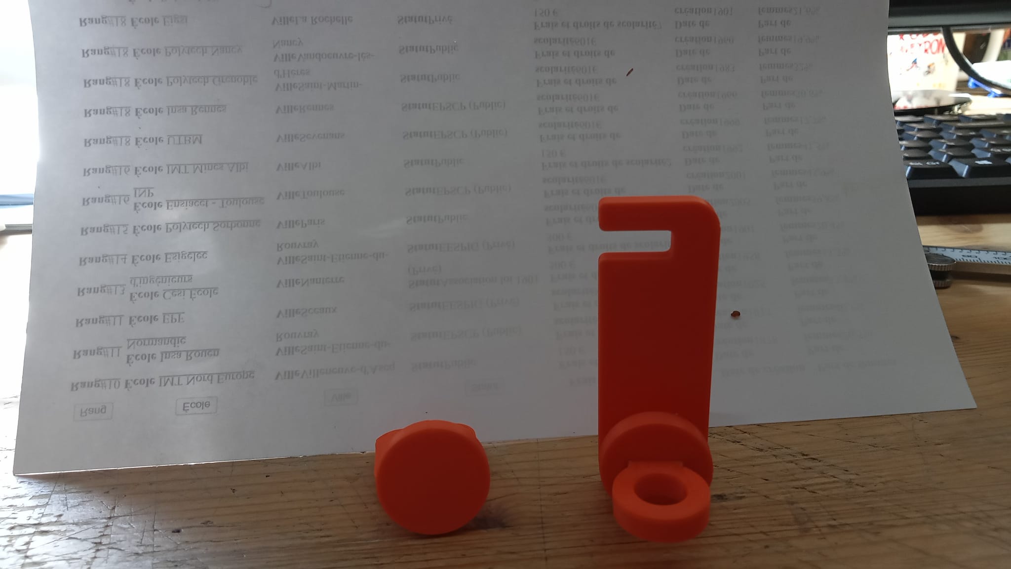 a locking system with key for my 3d printer enclosure by Pilou ...