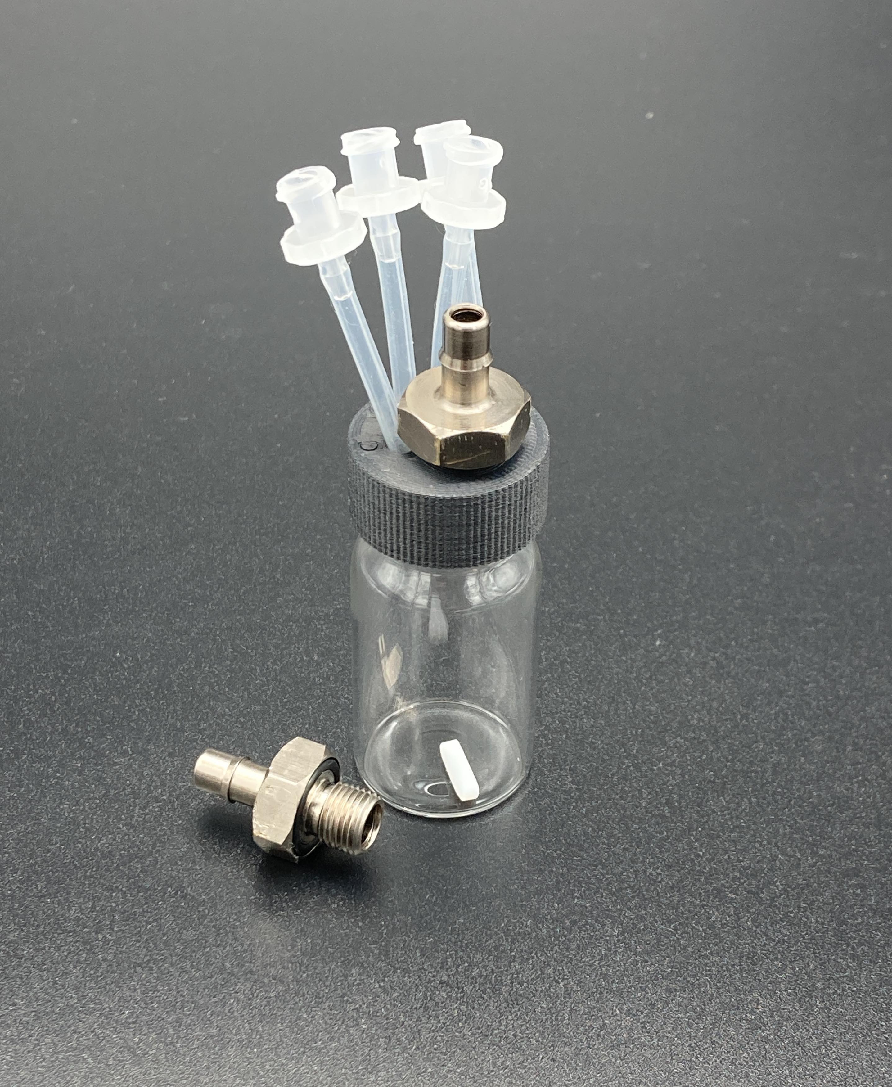 Pioreactor Vial Cap A, with closed plug by Pioreactor | Download free ...