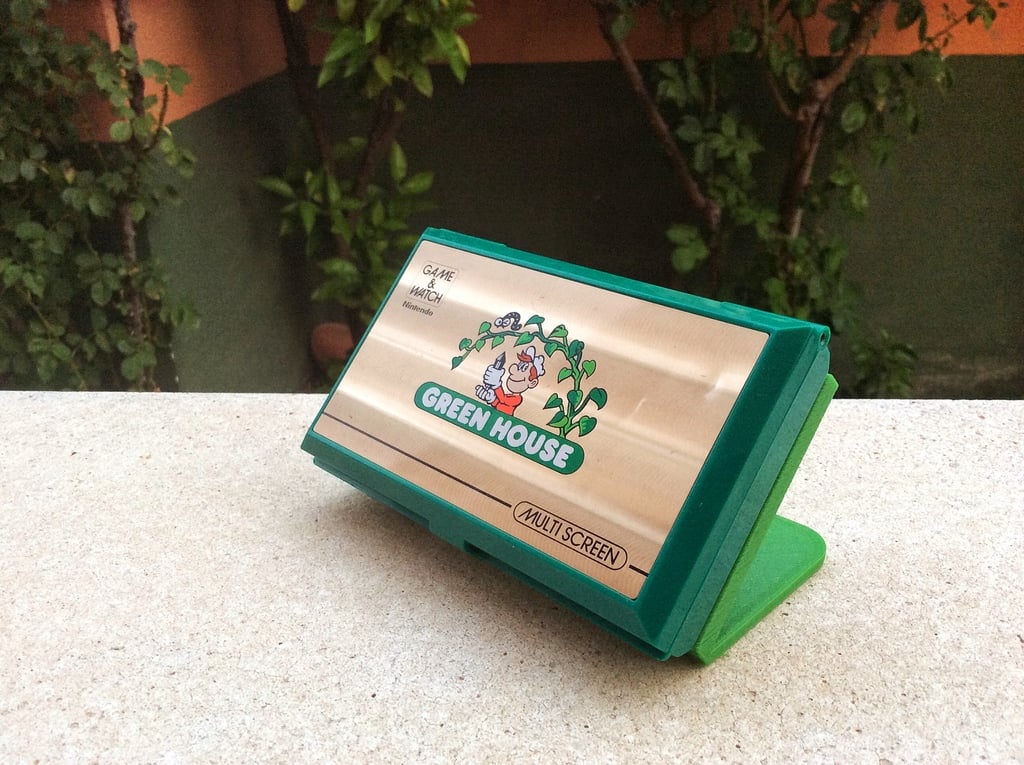 Nintendo Game & Watch Holder by Julián Caro Linares | Download free STL ...