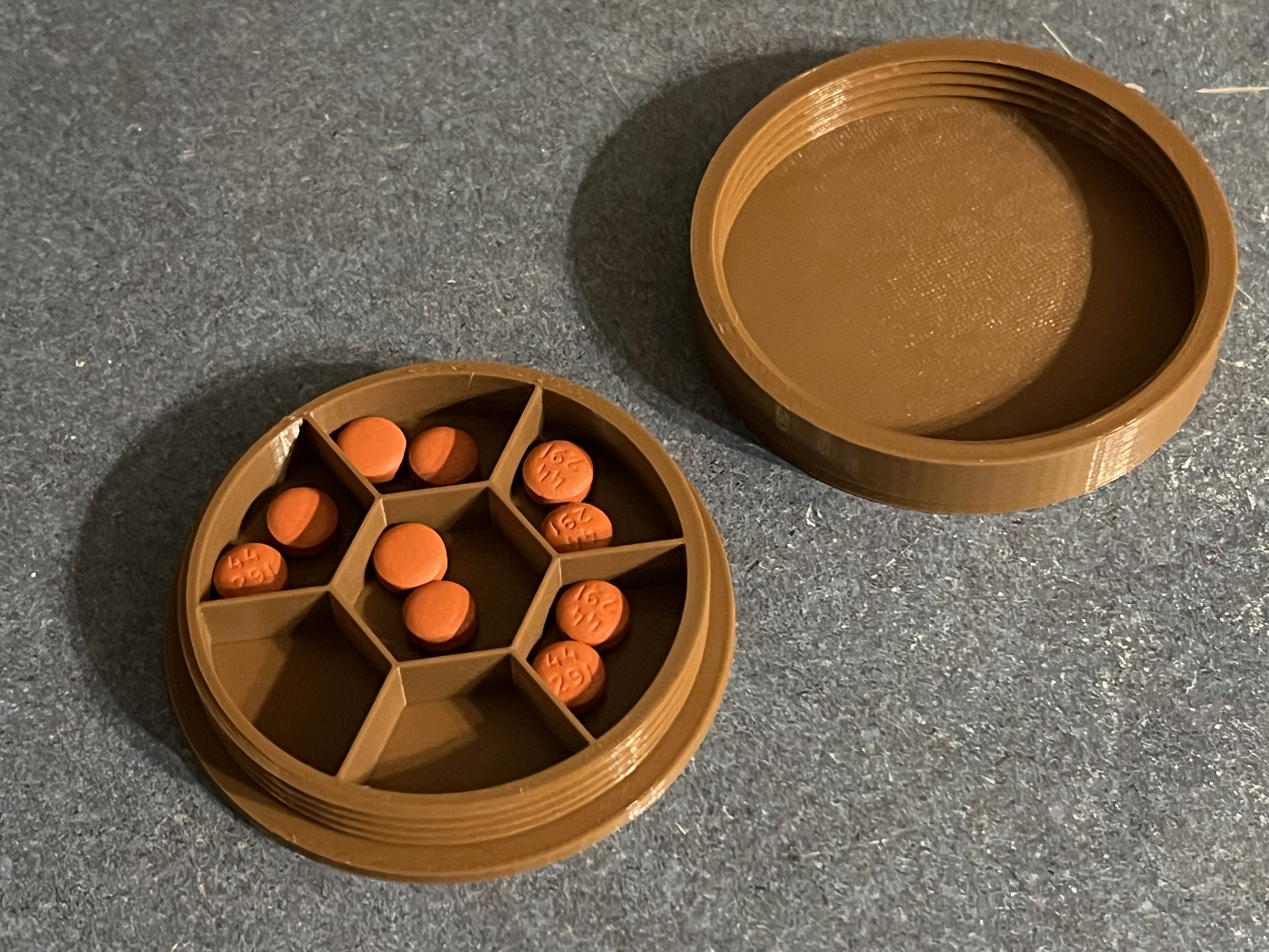 Seven day round pill box by EcoDad | Download free STL model ...