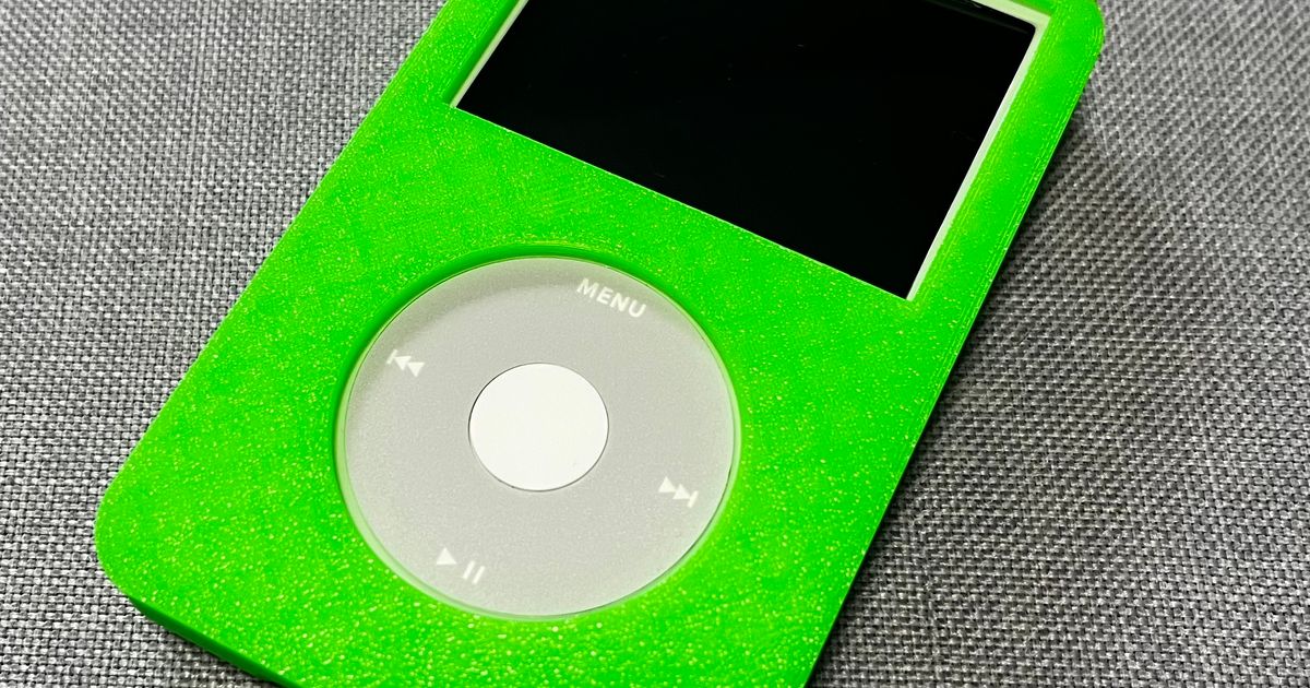 iPod Classic 5G (30GB) Case with Hexagon Back (and more Designs) by ...