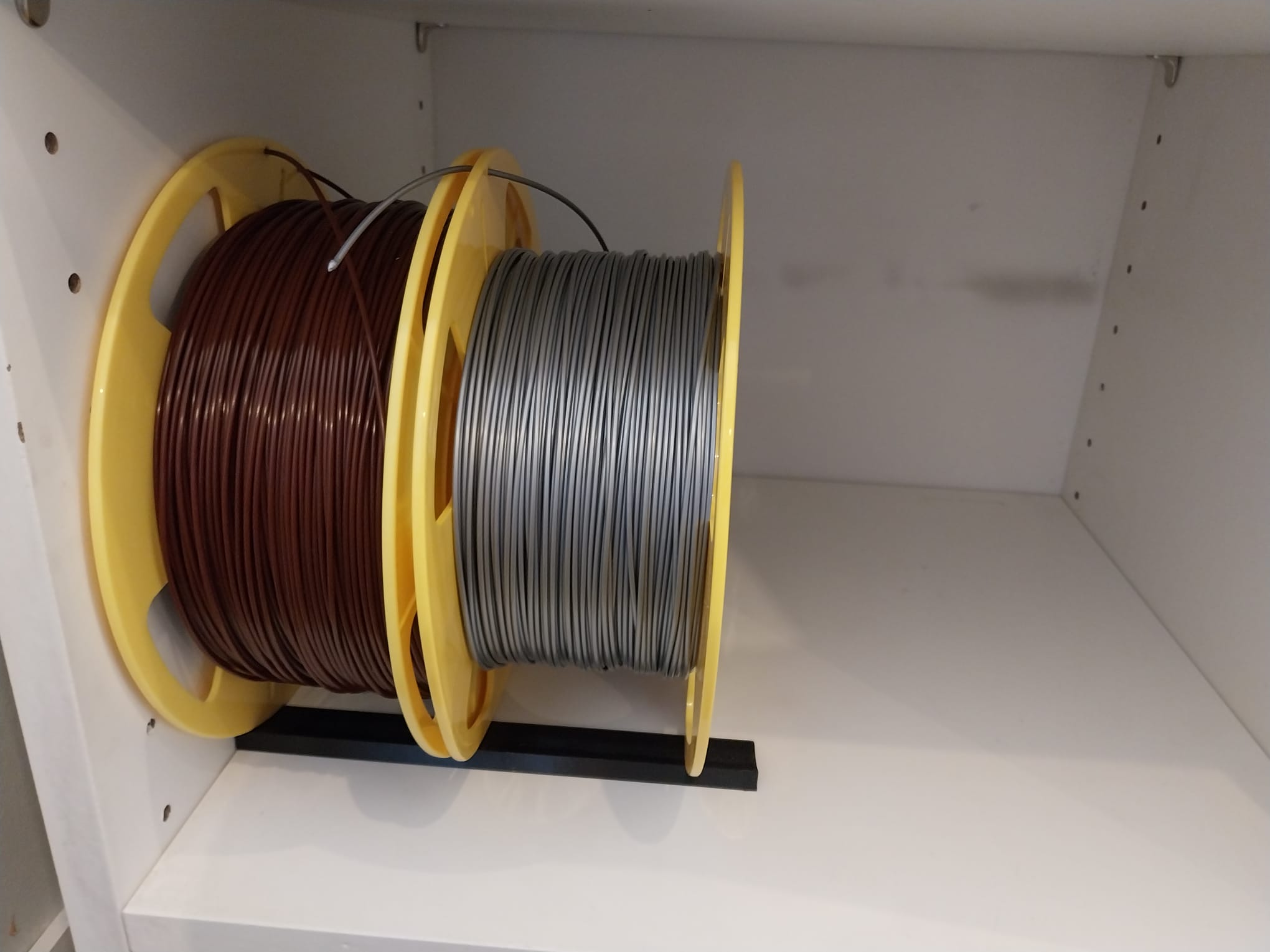Filament organizer (spool stop) by Ruben Hauwaerts | Download free STL ...