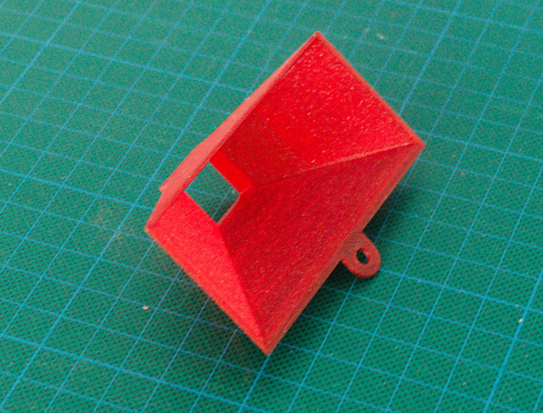 Rectangular, asymmetric funnel for component bins, parametrizable by ...