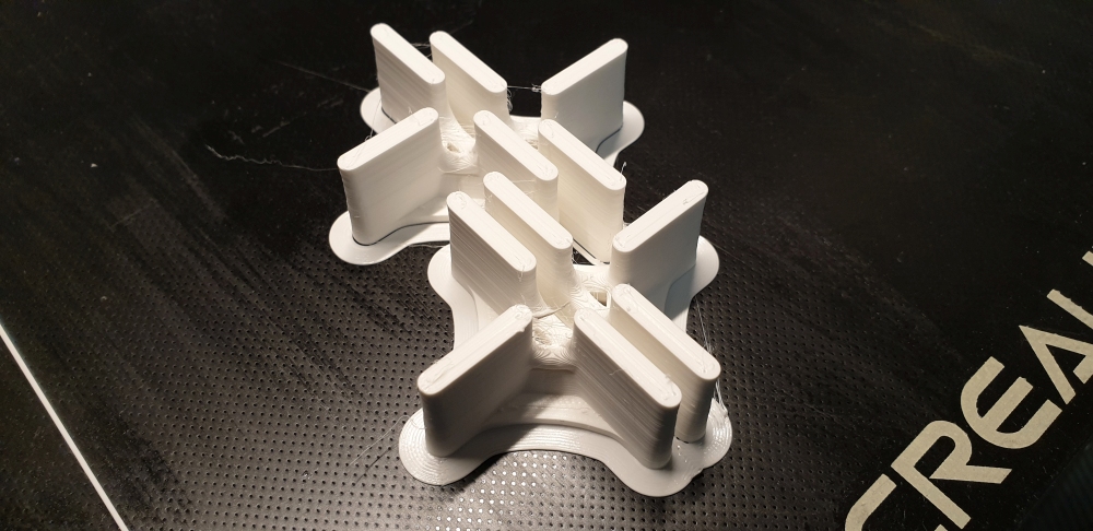 Tile Spacers, Reuseable (Tee : 3,0 & 2,4 mm sizes) by Designed By ...