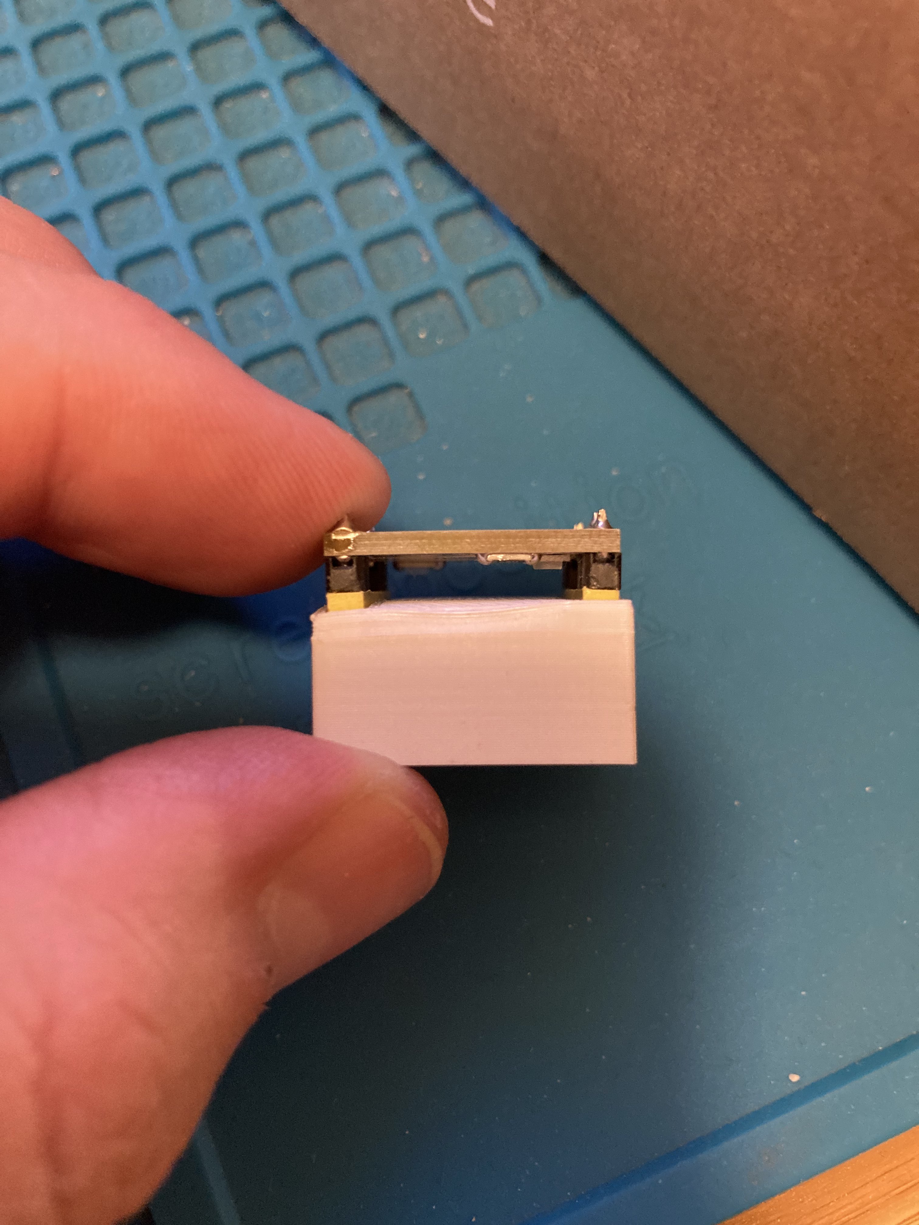 SAINTCON minibadge jig by bfcoder | Download free STL model ...