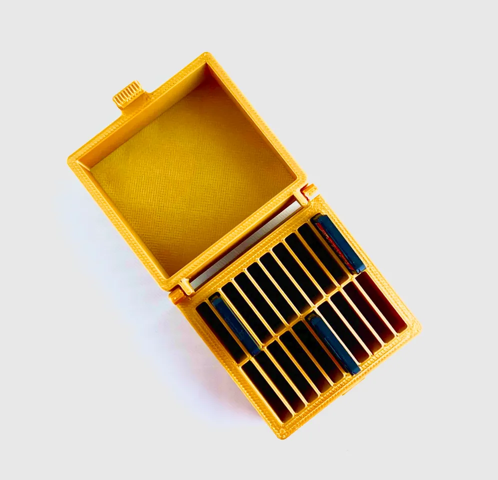 Nintendo Switch Game Catridge Box by Tangibility | Download free STL ...