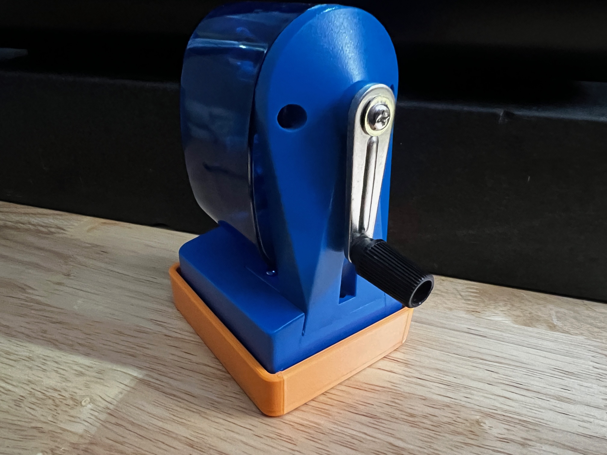 Pencil sharpener mount by Robert | Download free STL model | Printables.com