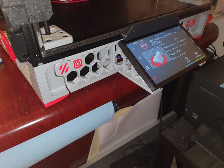 Voron Trident BTT Pi TFT 70 Mount by Nathan | Download free STL model ...