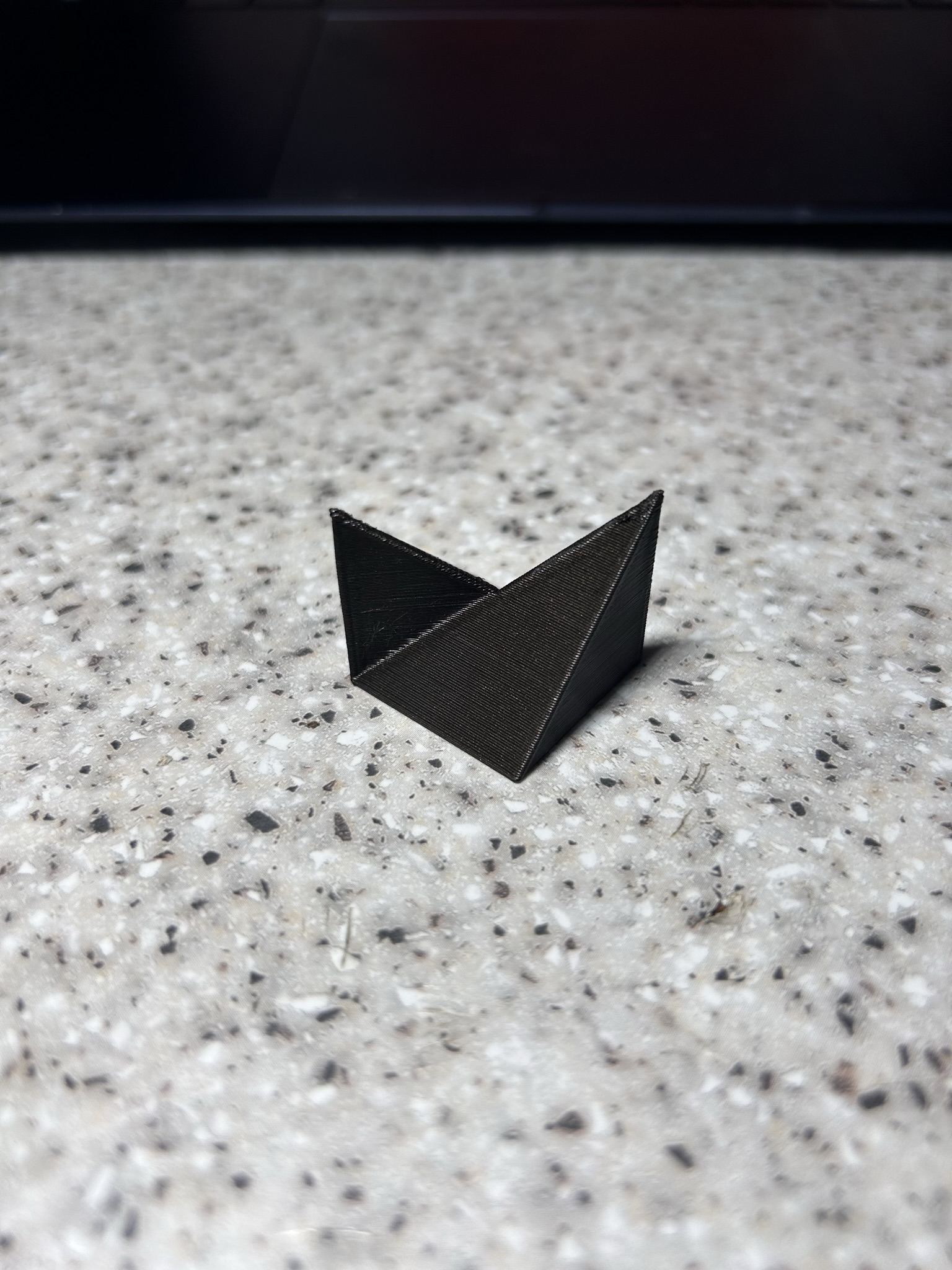 Low Poly Cube by George Tempest | Download free STL model | Printables.com