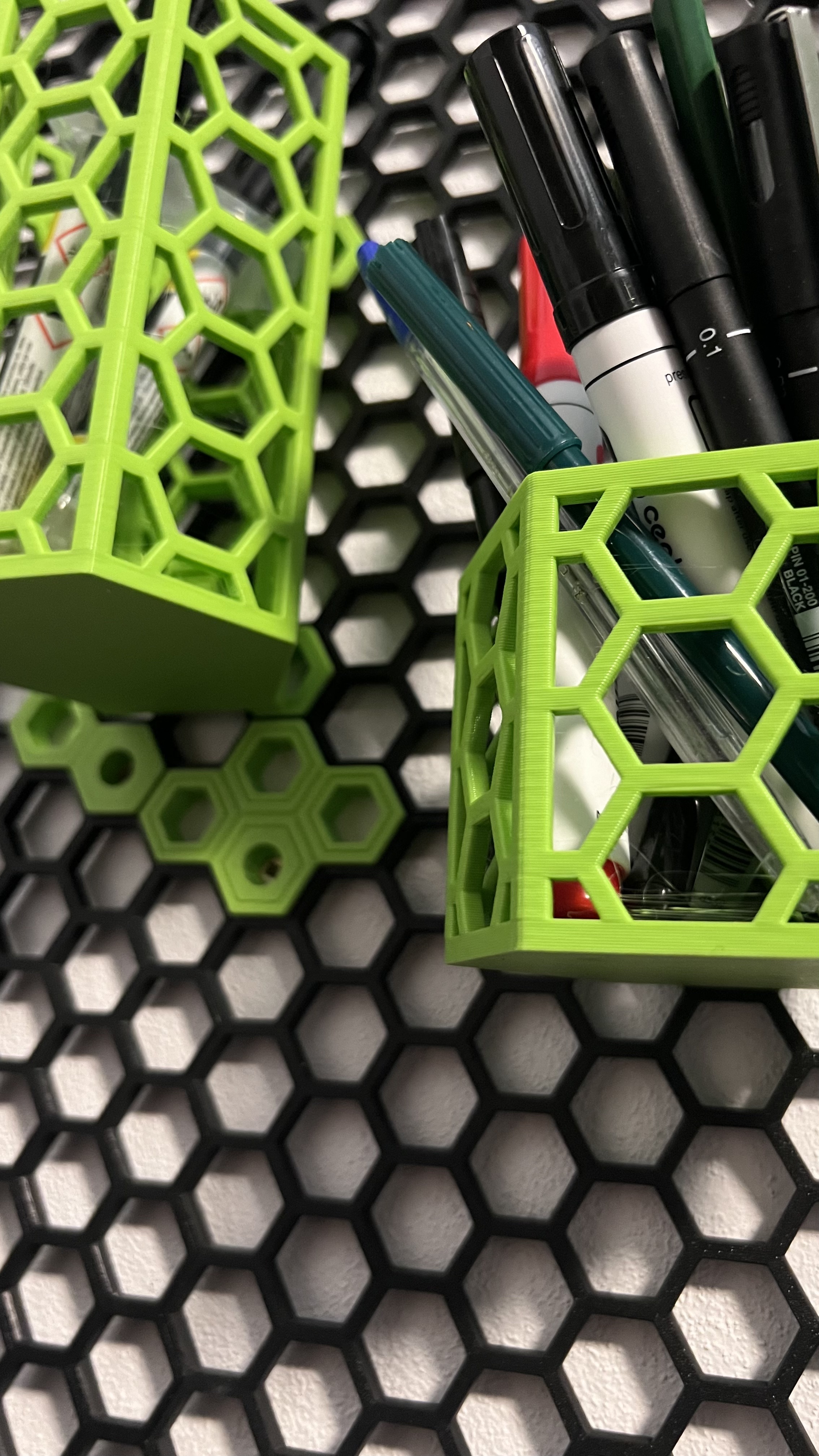 HSW hexagonal baskets v2 with full bottom by Chrosta | Download free ...